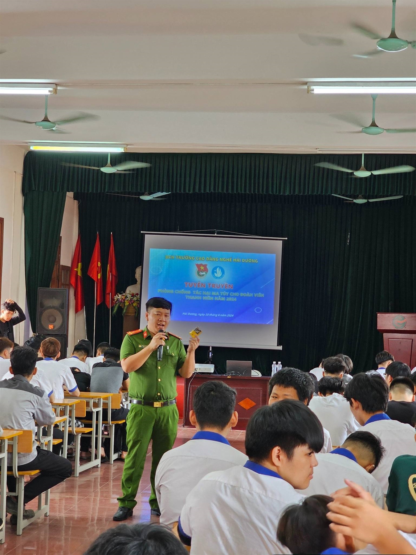 Cao đẳng Nghề Hải Dương: tổ chức tuyên truyền phòng, chống ma túy cho đoàn viên, sinh viên.